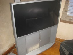 Can I Stream Netflix, Hulu, Etc, On My 2003 Sony Projection TV ? | AVS ...